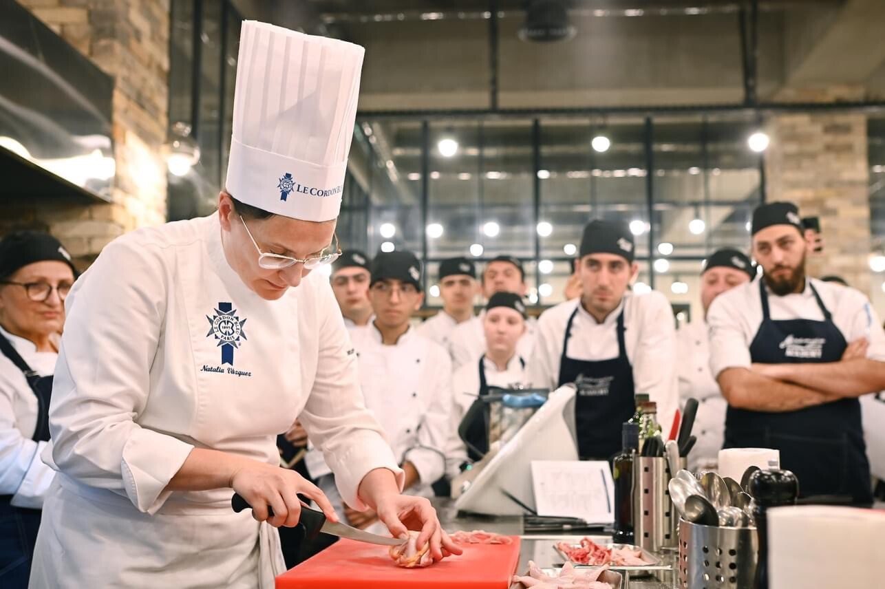Le Cordon Bleu Madrid Chef conducts masterclass at Yeremyan Academy - ARMENPRESS Armenian News ...