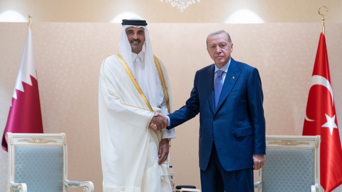 Turkish President Erdoğan meets Qatar Emir at SCO summit in Astana ...