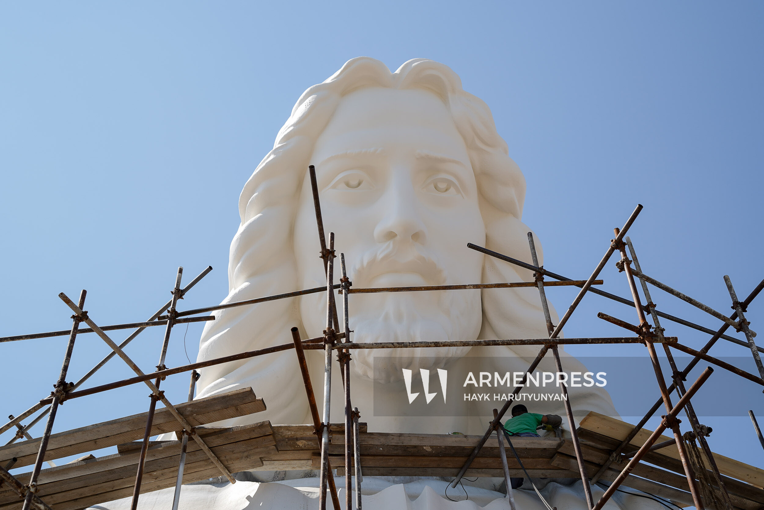 Construction of Jesus Christ statue - ARMENPRESS Armenian News Agency
