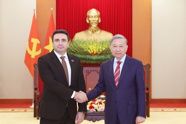 Speaker Simonyan meets with General Secretary of the Communist Party of ...