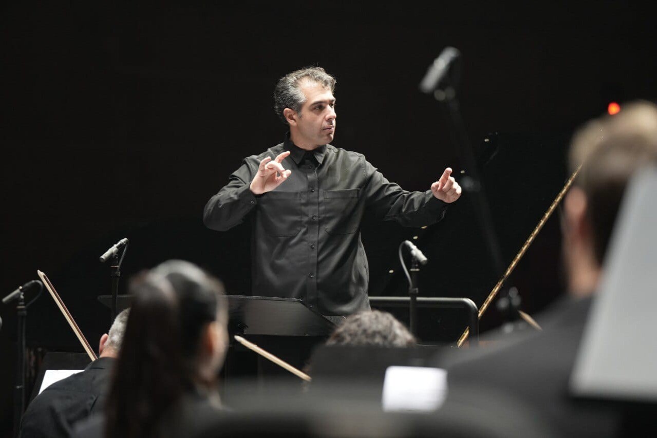 Sergey Smbatyan to conduct the Ontario Philharmonic Orchestra in Canada ...