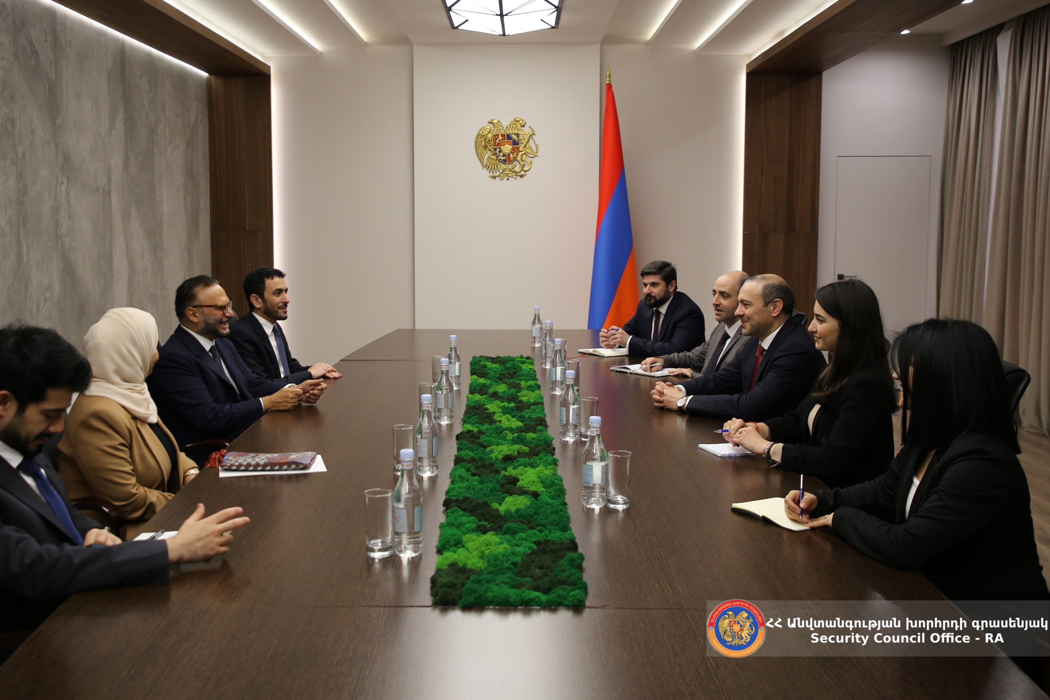 Armenian Security Council Secretary meets with UAE presidential advisor ...