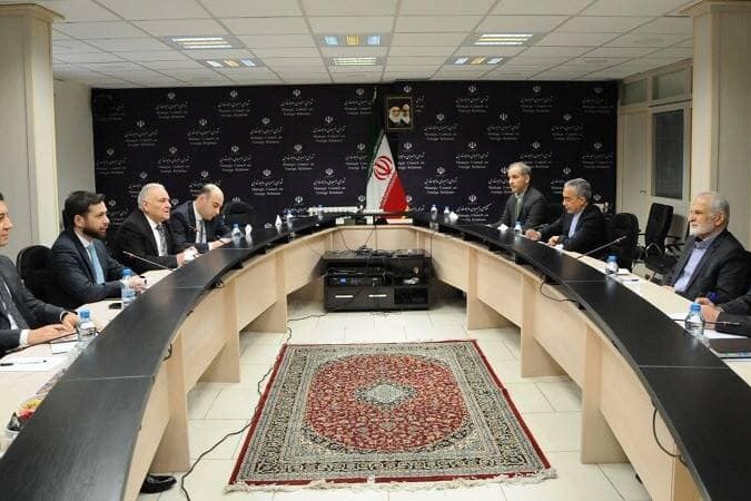 Armenia Deputy FM, Iran supreme leader’s advisor commend Armenia-Iran cooperation - ARMENPRESS ...