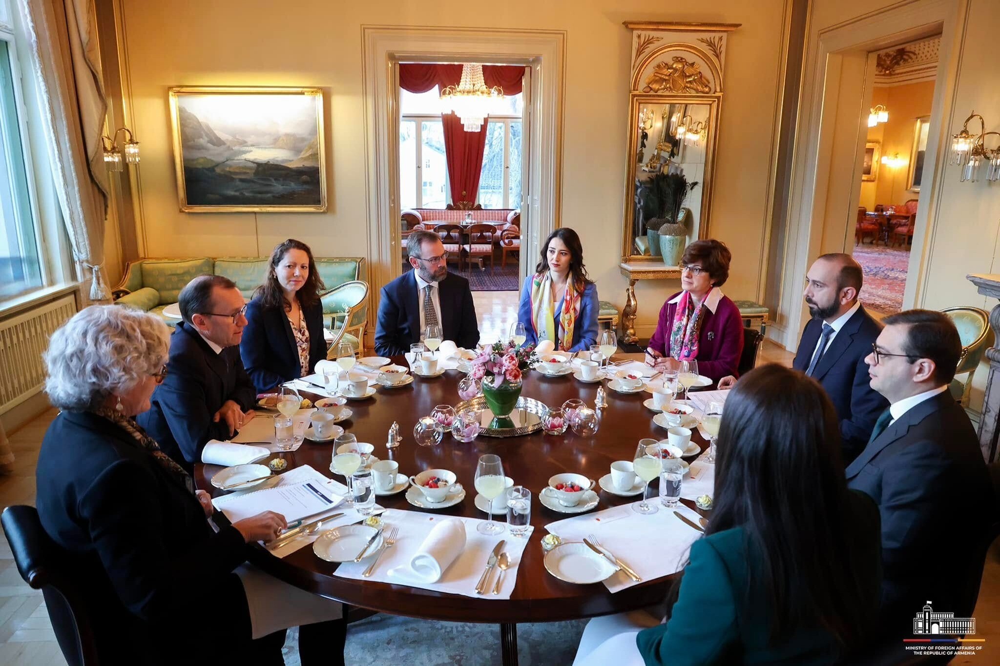 Armenian, Norwegian FMs hold enlarged format talks - ARMENPRESS ...