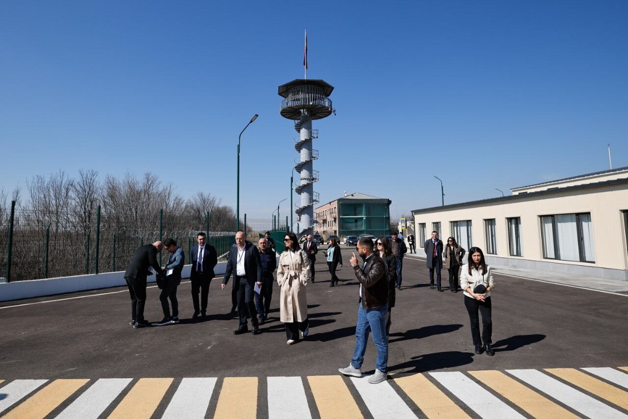 Journalists from Turkey visit Margara checkpoint on Armenian-Turkish ...