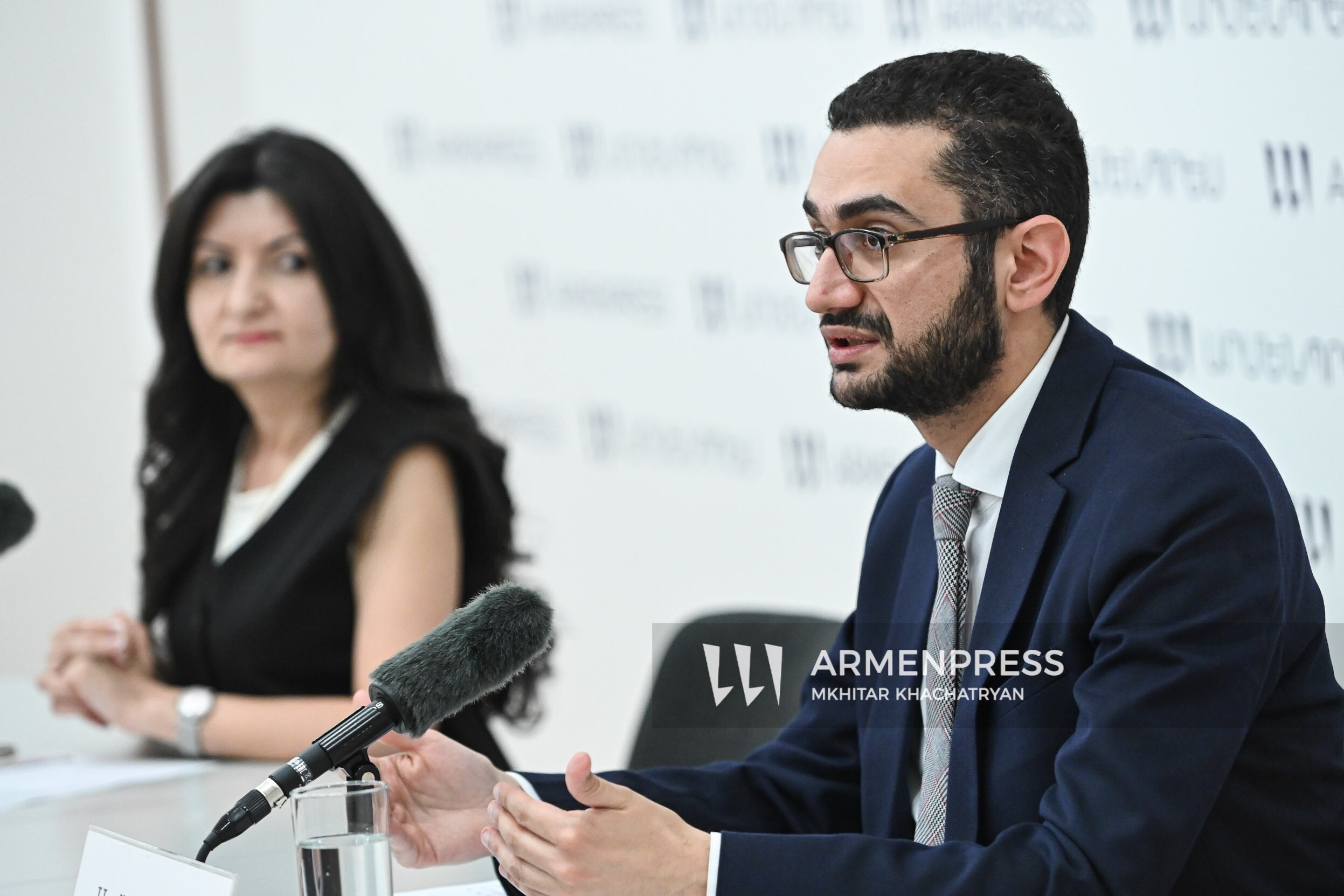 Armenia to introduce digital driving license - ARMENPRESS Armenian News ...