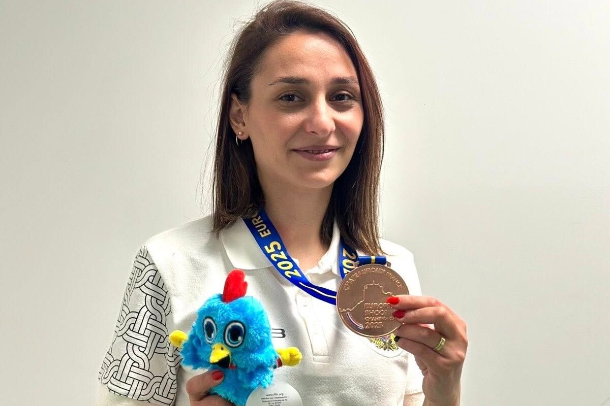 Lilit Mkrtchyan Wins Bronze At European Shooting Championships Armenpress Armenian News Agency