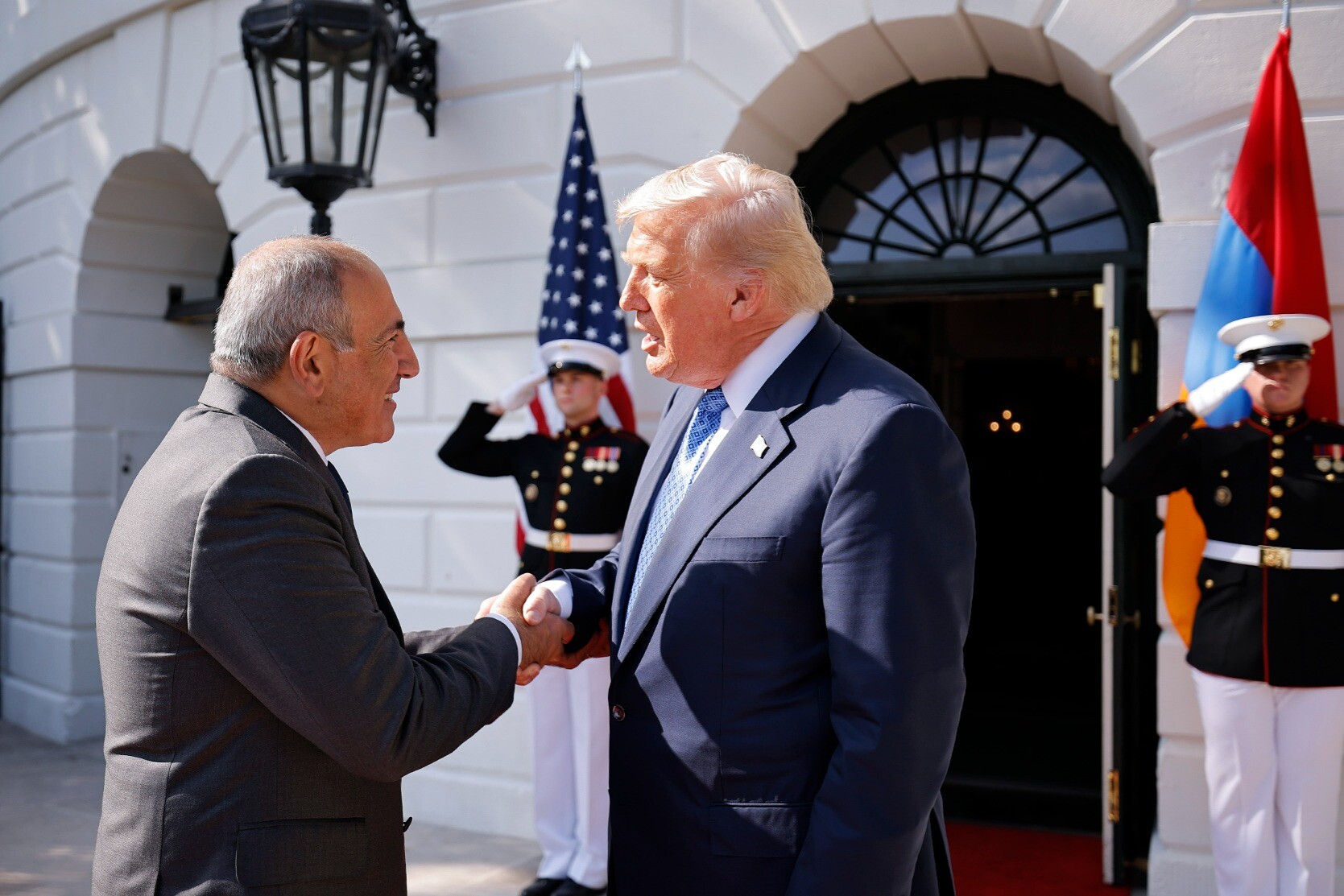 ‘Any problem let me know’, Trump tells Pashinyan - ARMENPRESS Armenian ...