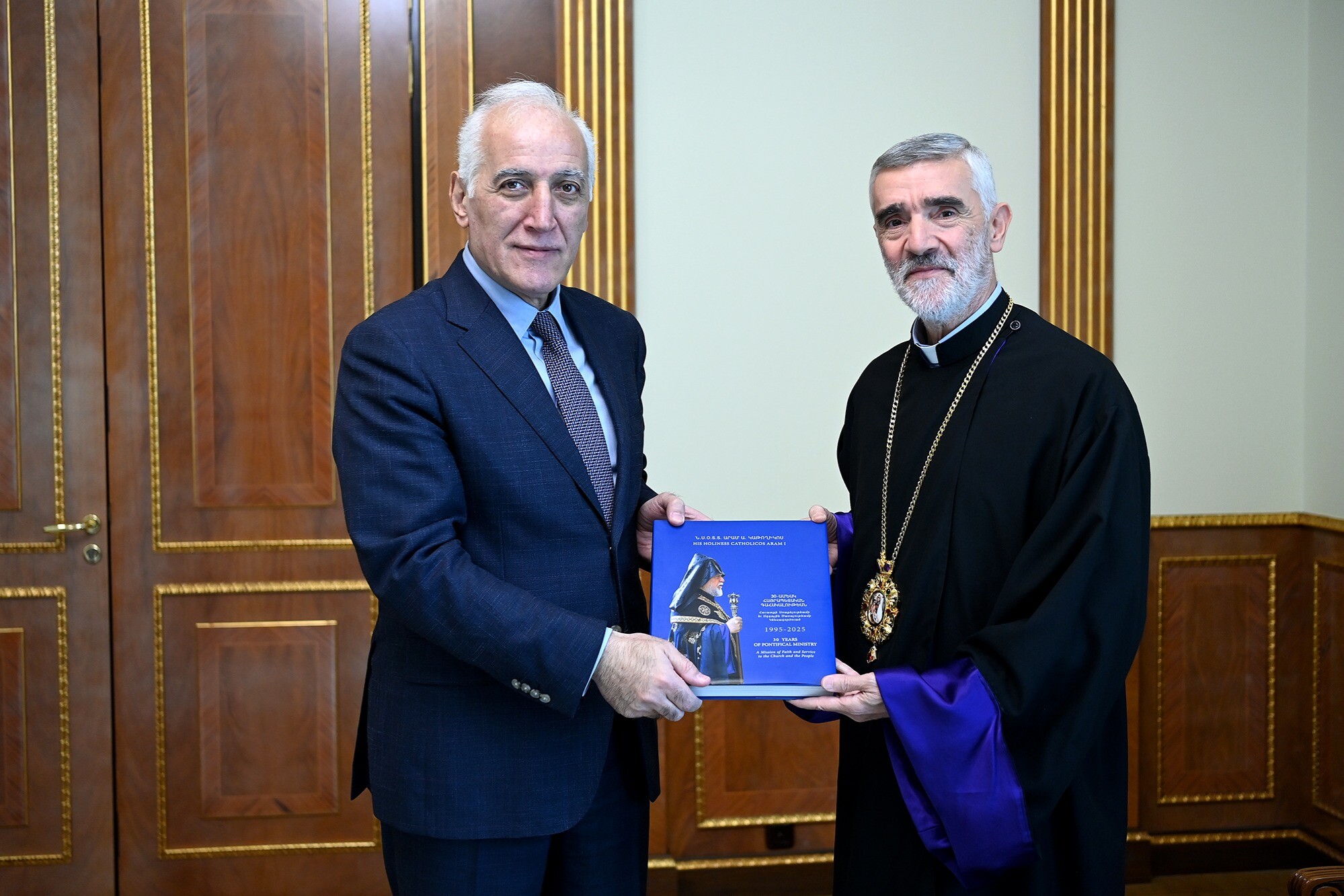 Armenian President meets with Archbishop Shahan Sarkissian - ARMENPRESS ...